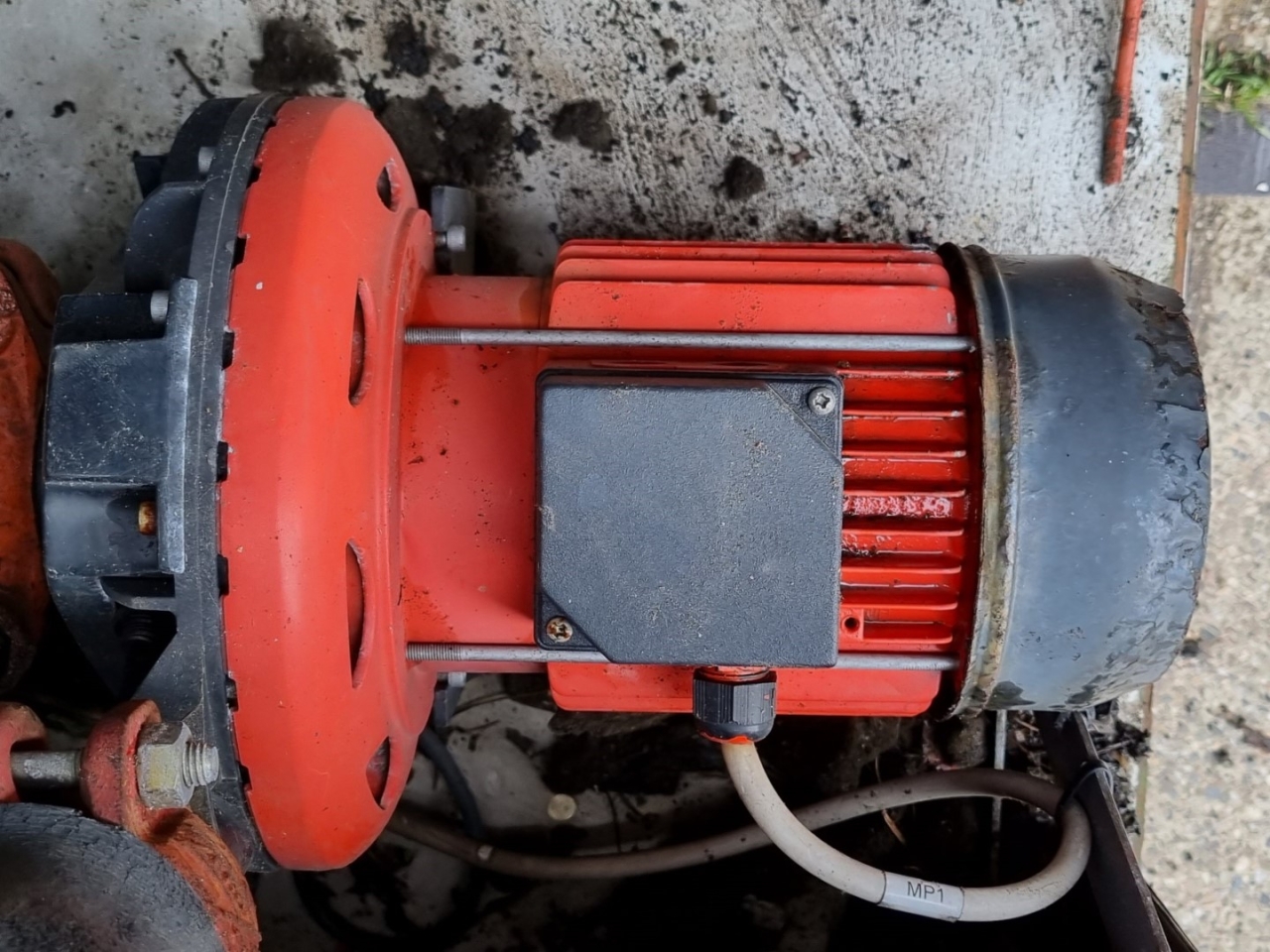 Used Colt CHA/WP 302P air cooled chiller R407C | HOS BV